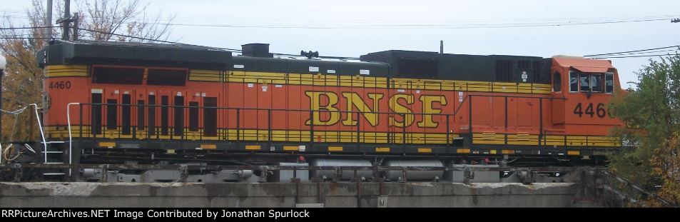 BNSF 4460, engineer's side